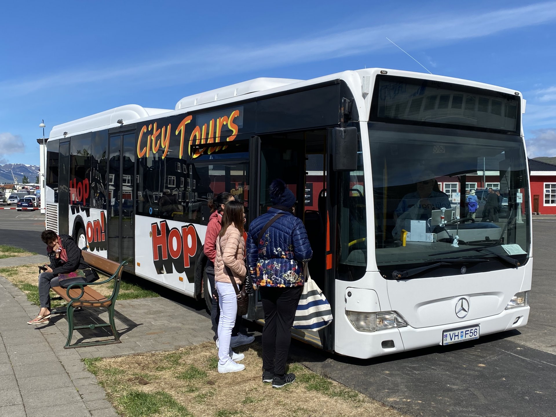 Hop on and Hop off | Visit Akureyri